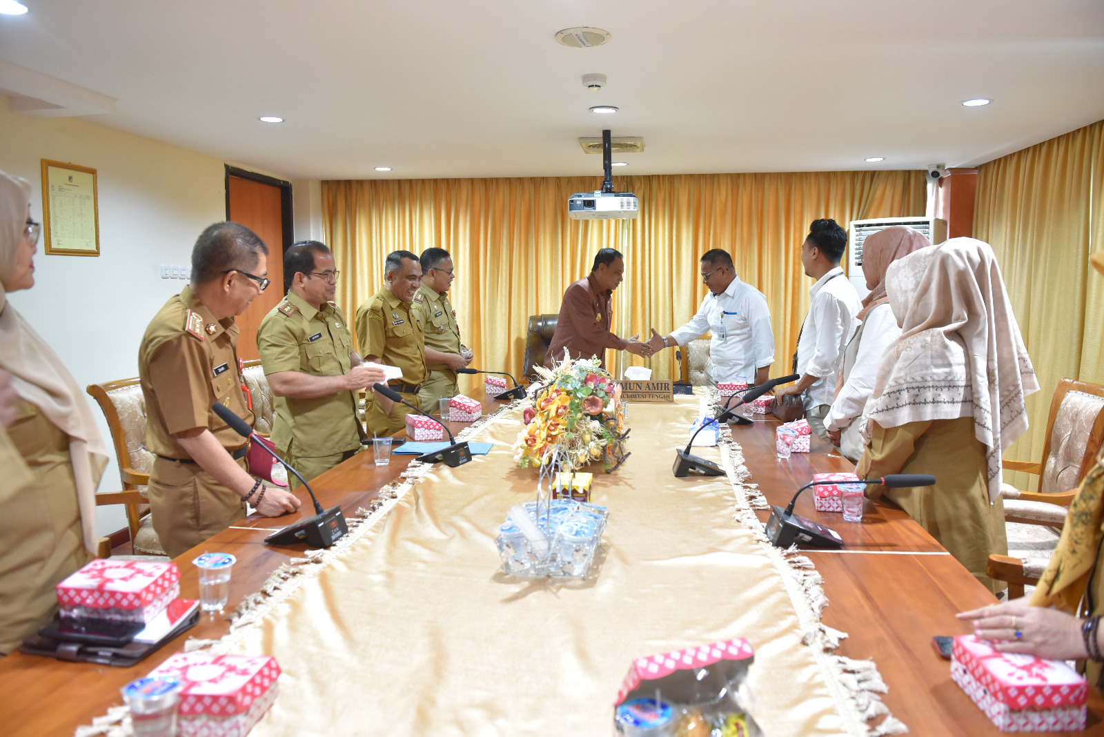 Pemprov. Sulteng Teken Kerjasama Dengan Perum Bulog. - Pemerintah Provinsi Sulawesi Tengah